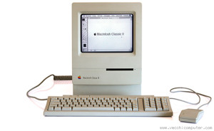 Apple Macintosh Classic II (1991) – Vecchi computer